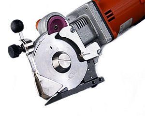 Speedcut hand-held electric cutter capable of cutting all turfs ...